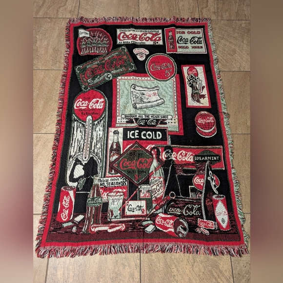 Coke | Bedding | Vintage Coca Cola Advertisement Afghan Throw Blanket ...